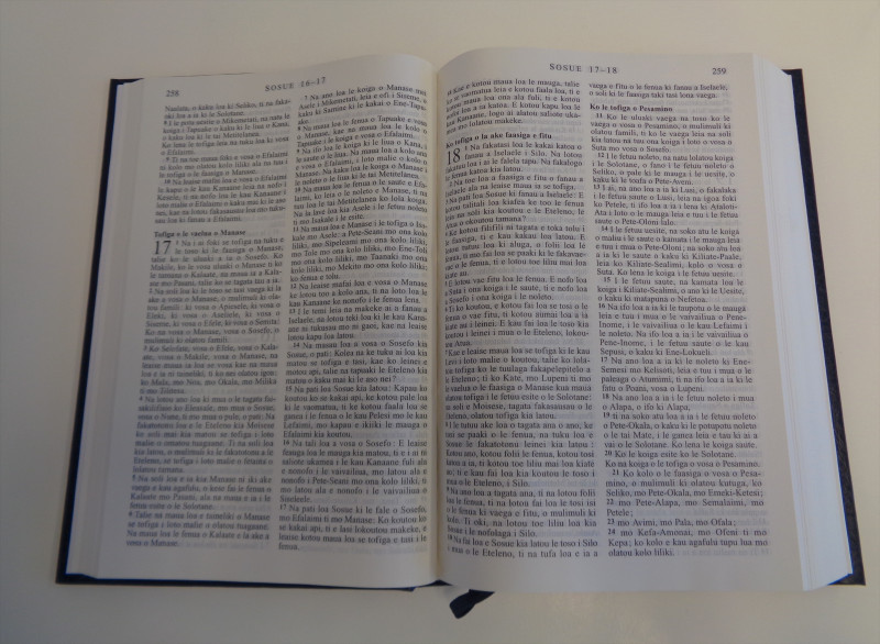 Bible en Futunien (Futuna) - Tosi Tapu (Futunien) - Fakafutuna :: La ...